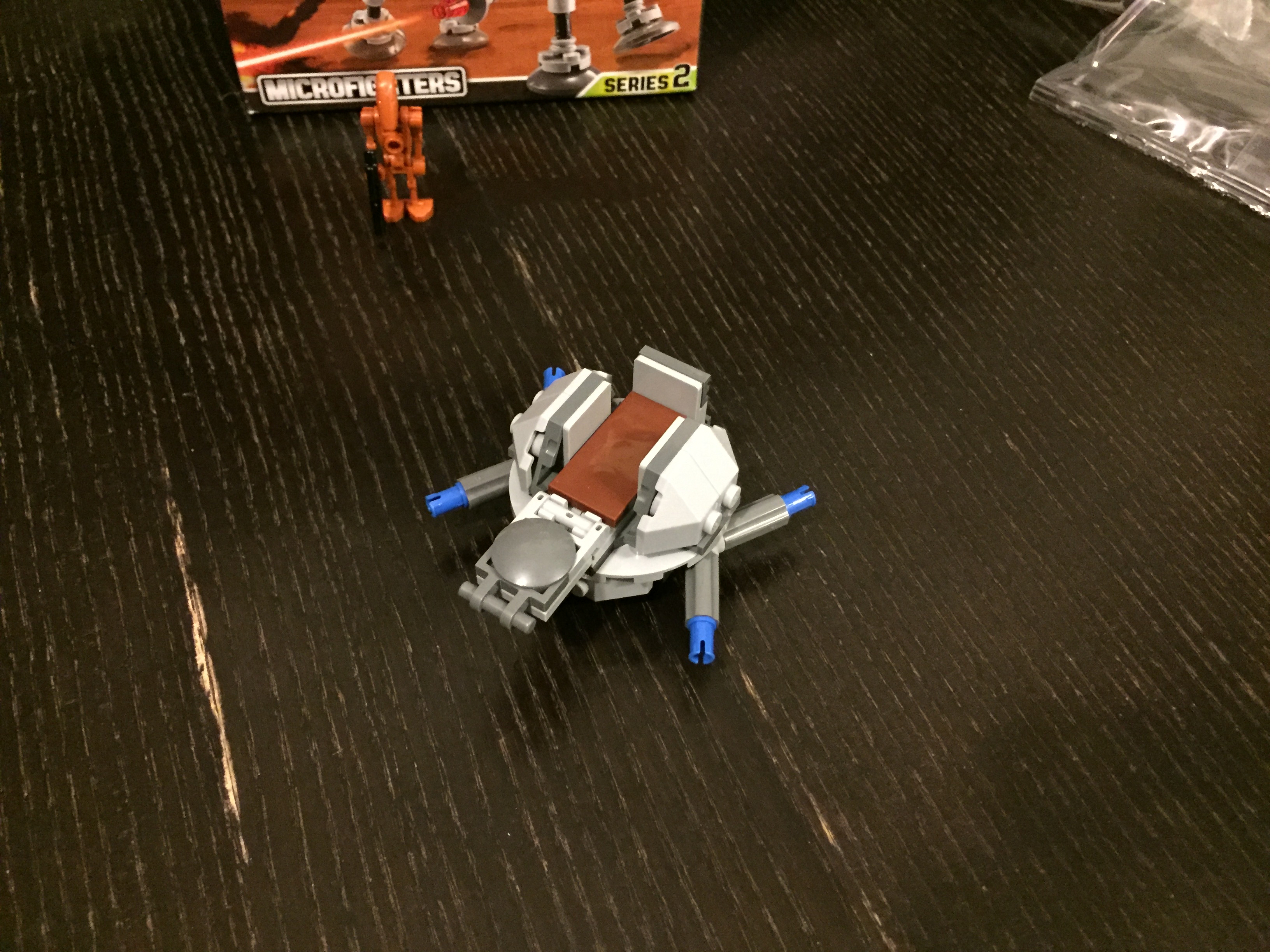 [REVIEW] LEGO 75077 – Homing Spider Droid (Star Wars) - SWAFOL Officiel