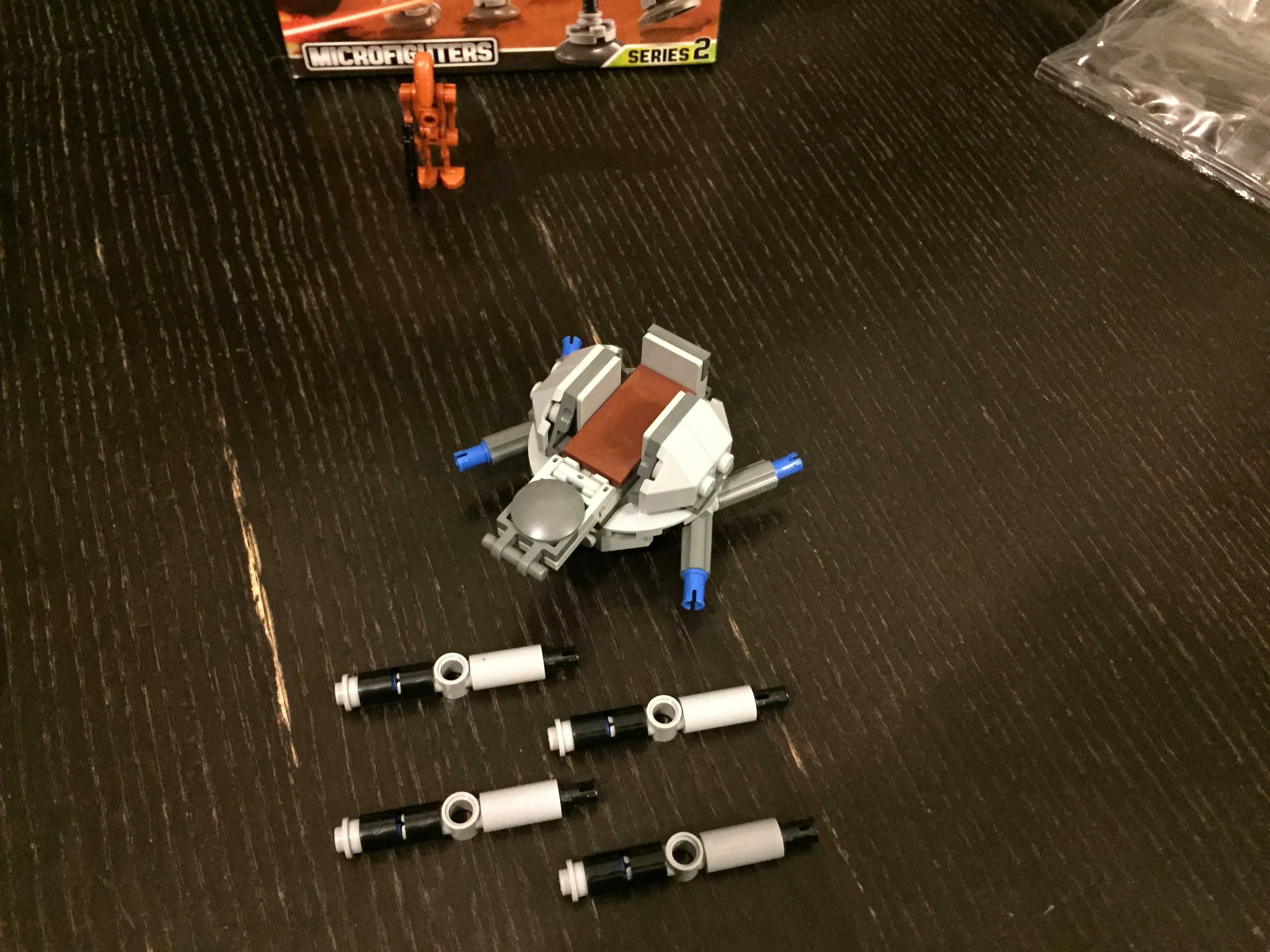 [REVIEW] LEGO 75077 – Homing Spider Droid (Star Wars) - SWAFOL Officiel