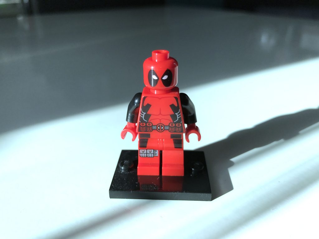 [REVIEW] LEGO Minifigure Deadpool - Comparatif fig officielle VS fig ...
