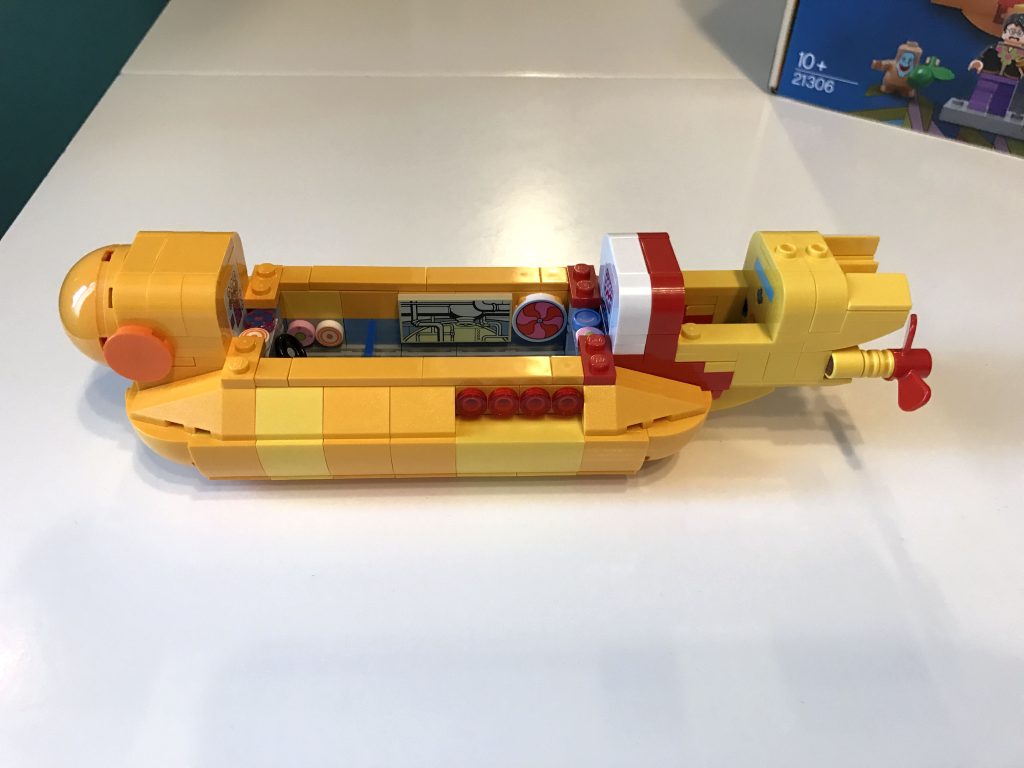 [REVIEW] LEGO 21306 – The Beatles Yellow Submarine (IDEAS) - SWAFOL ...