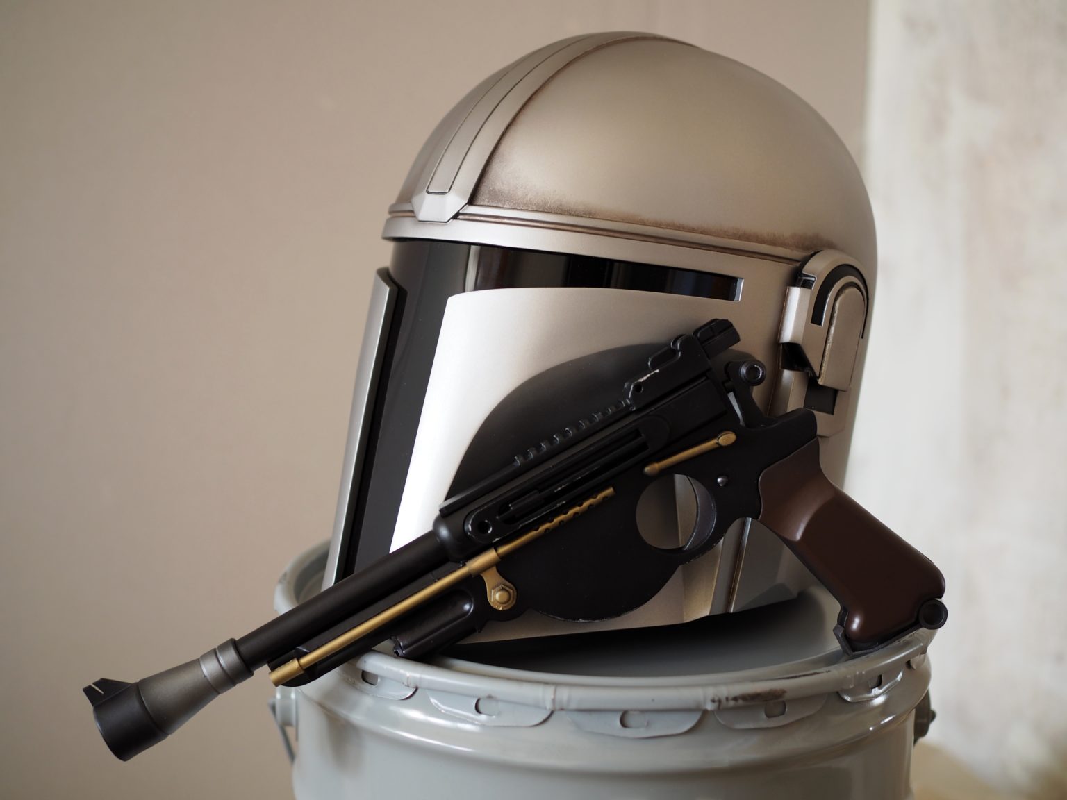 [REVIEW] D' n S Props – The Mandalorian – Blaster Blastech IB-94 ...